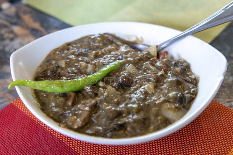 Laing Recipe - Filipino Taro Leaf Dish - AlmostNordic